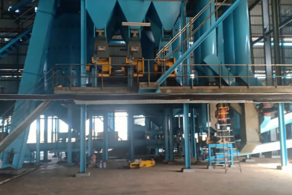 PT Pradiksi Gunatama Tbk – DELEMEX